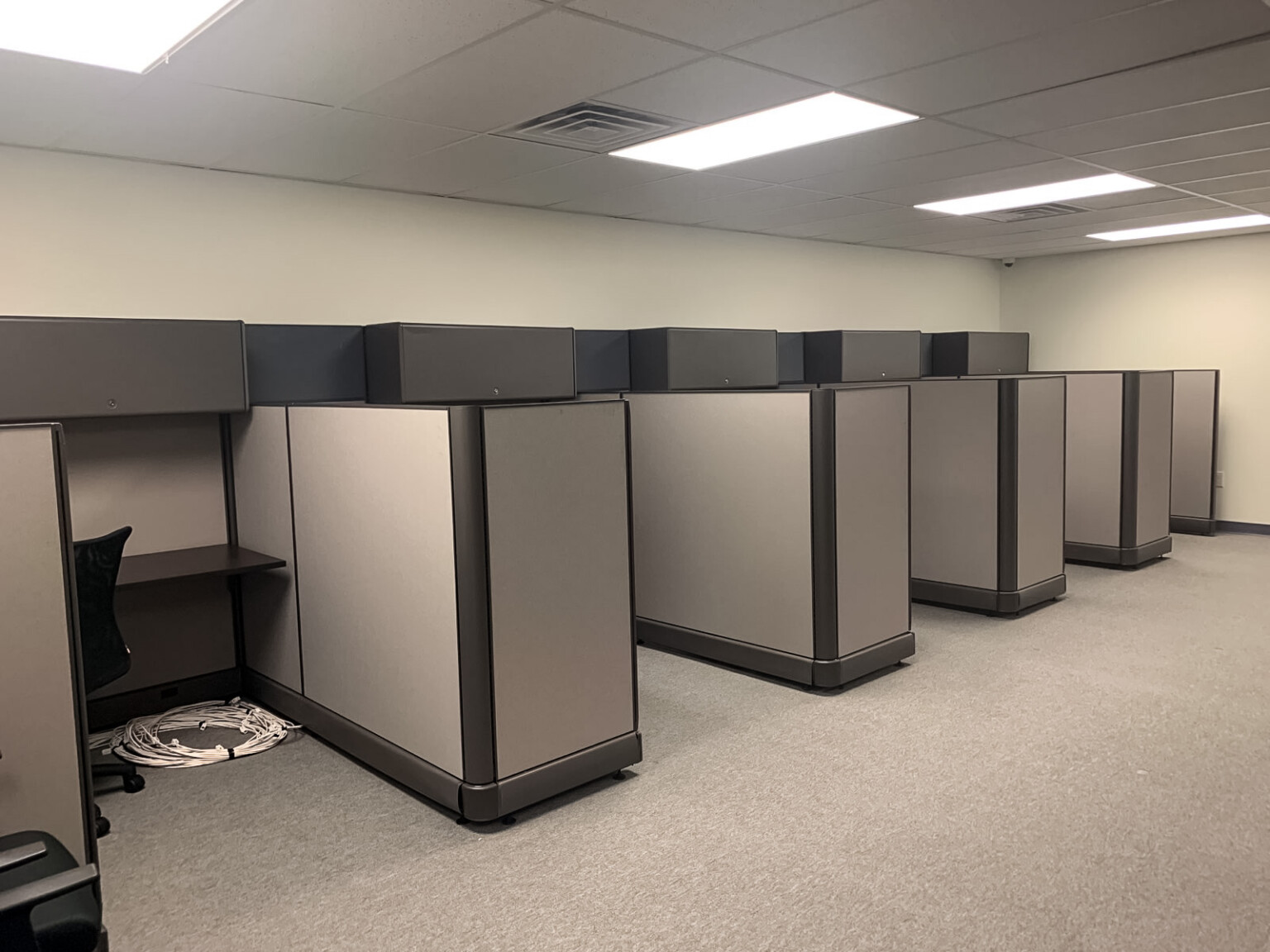 Pre-Owned Cubicles for Sale – Affordable & High-Quality Office Solutions | Fastcubes